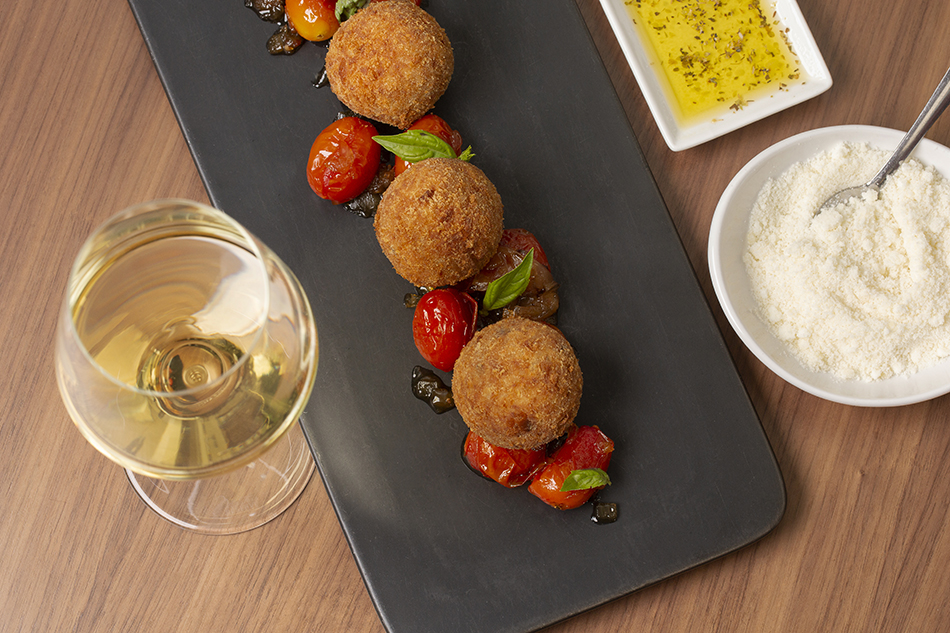 About Us | Lancaster, PA | Lombardo's Italian American Restaurant