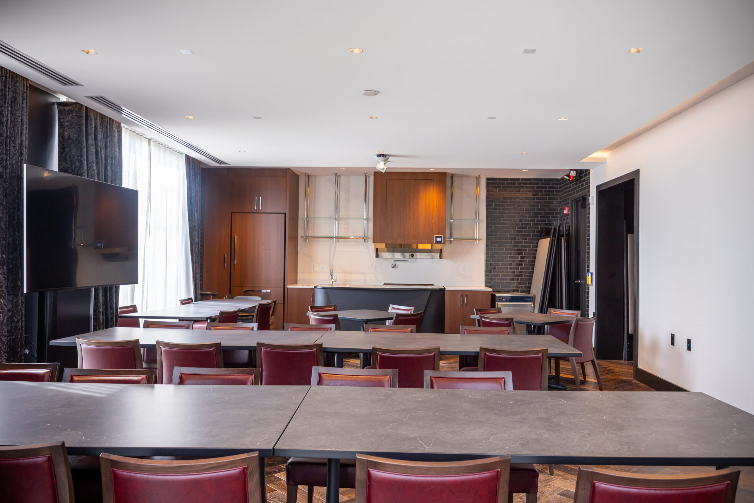 Experience | Lombardo's Italian American Restaurant